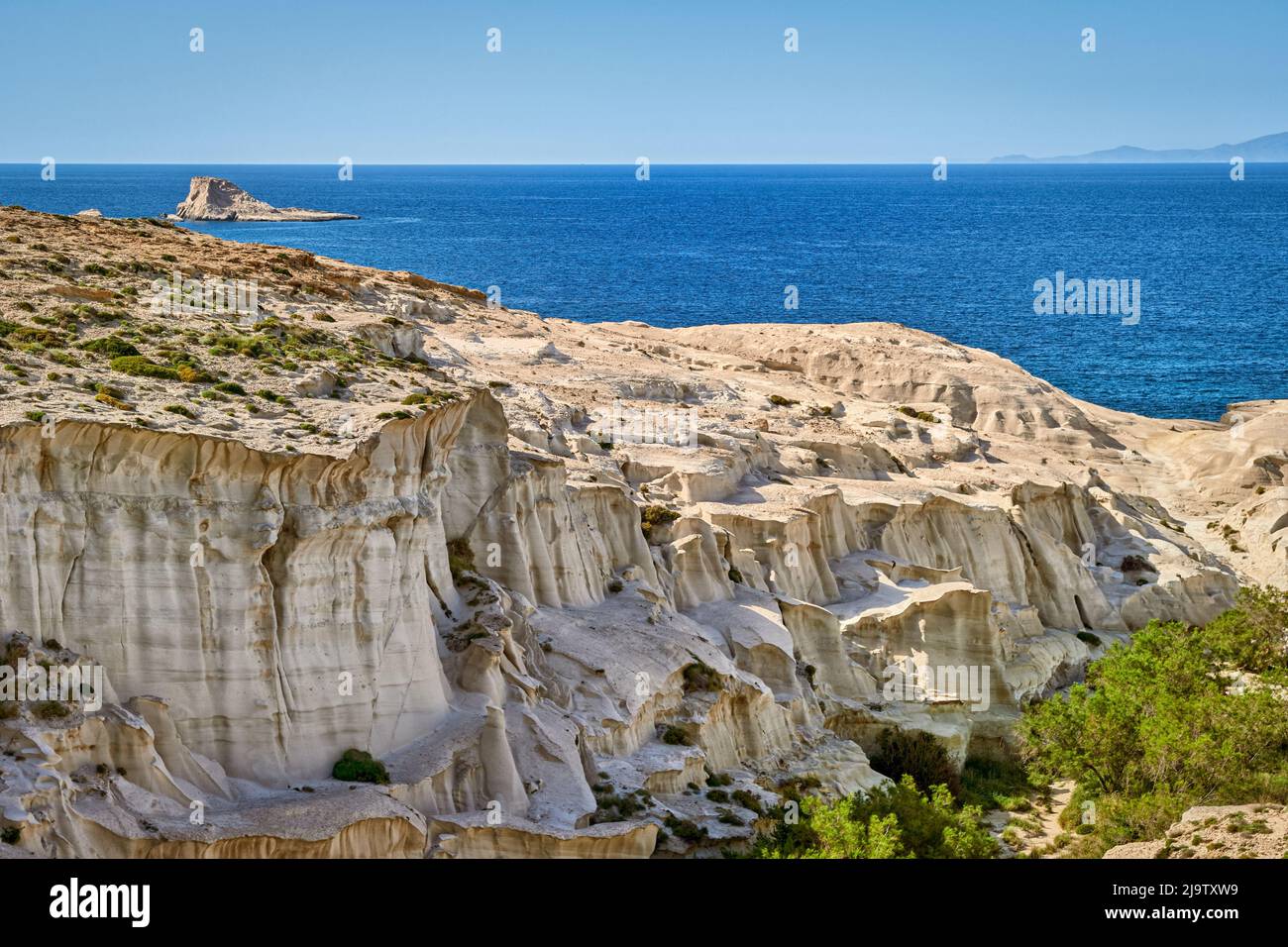 White rock cliff milos island hi-res stock photography and images - Alamy