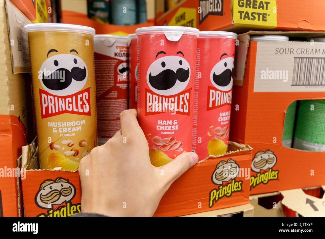 Pringle shop hi-res stock photography and images - Alamy