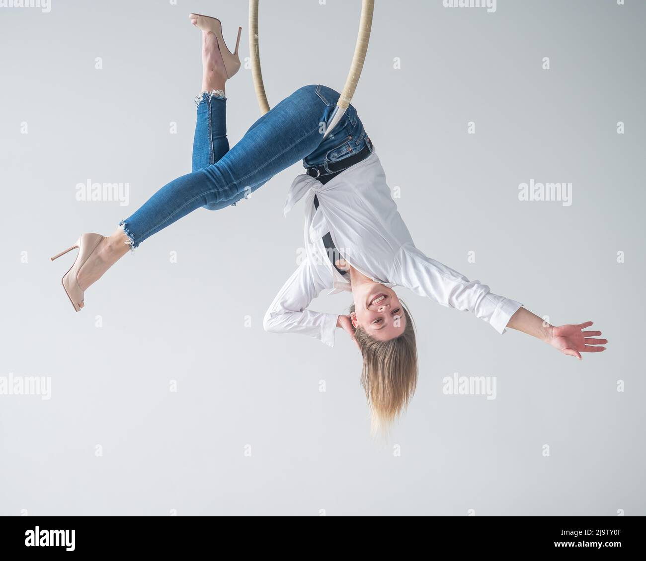 Aerial hoop acrobat hi-res stock photography and images - Alamy