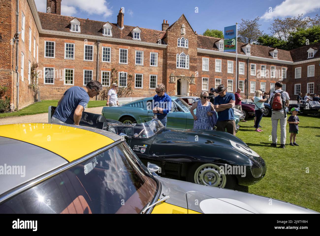 Car enthusiasts enjoy the warm weather at the Supercars & Classics ...