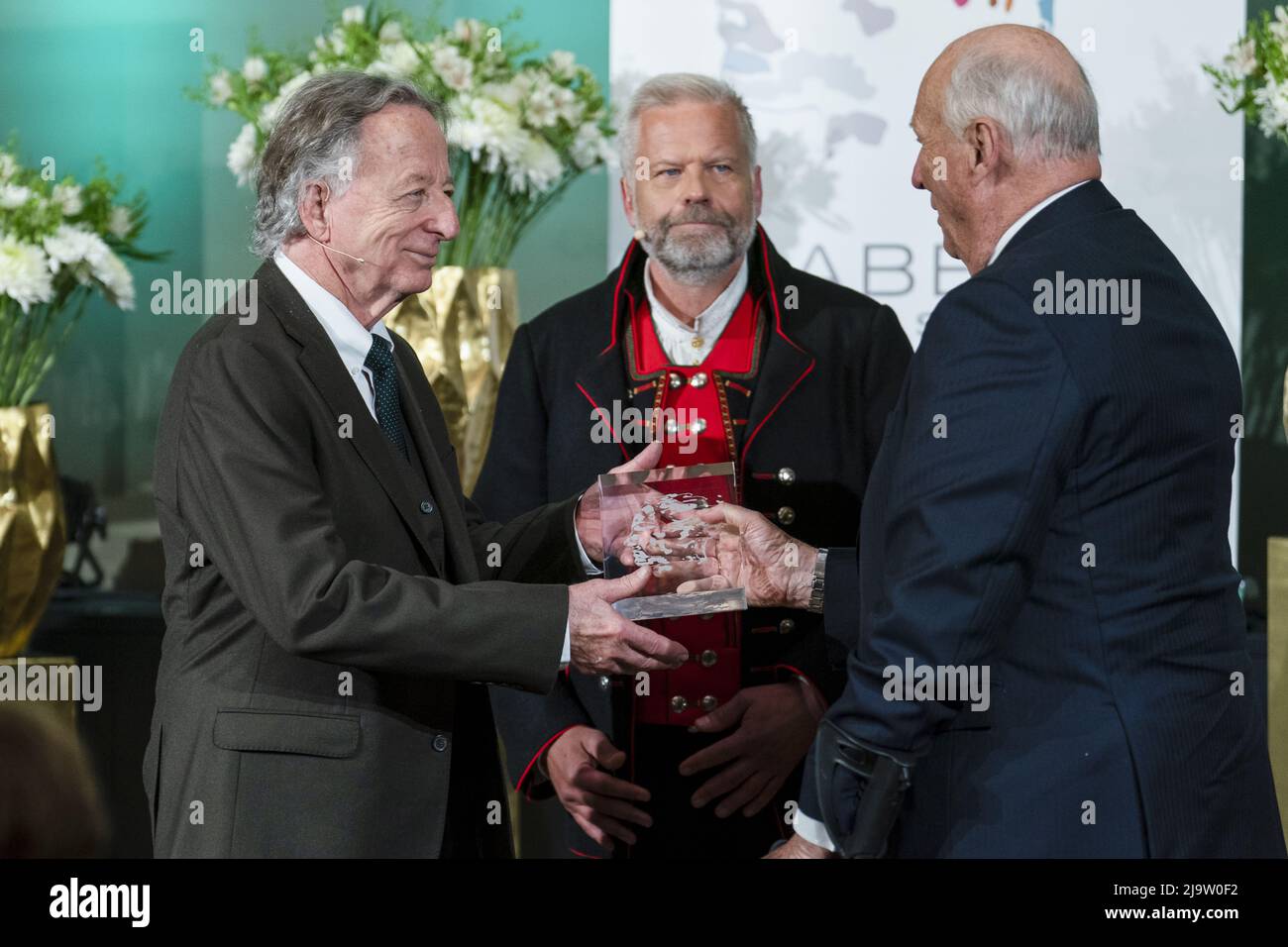 Oslo, Norway 20220524.King Harald awards the Abel Prize to the American ...
