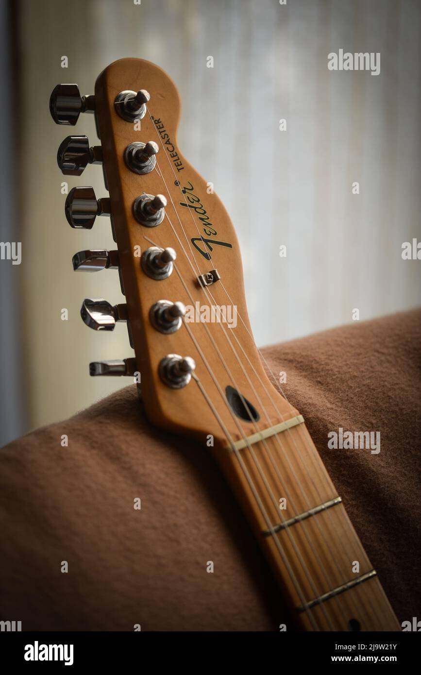 Sunburst Fender Telecaster Stock Photo - Alamy