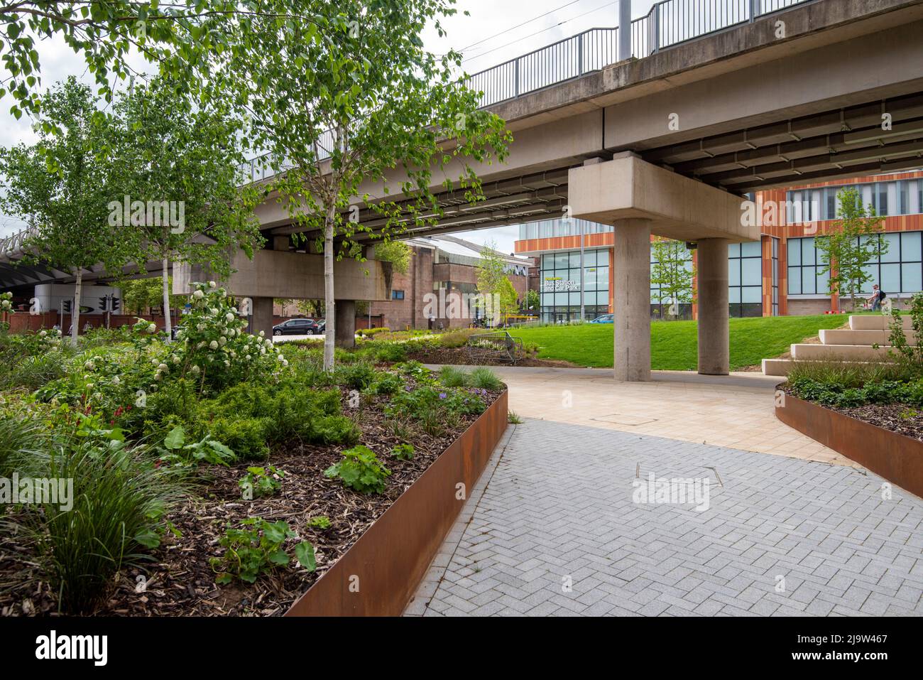 New green space and public realm between the College City Hub and Broad ...