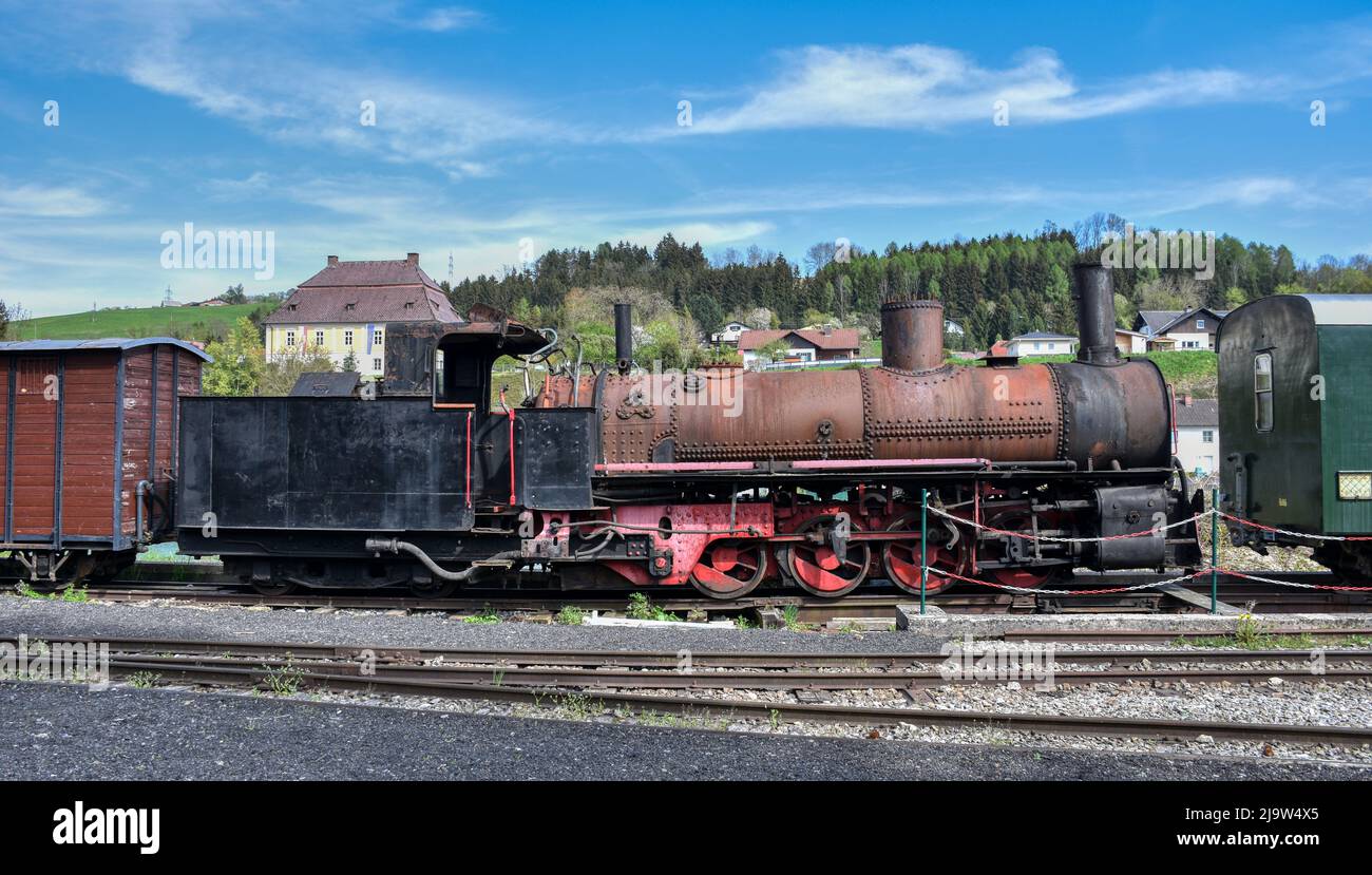 Dampflok, Dampflokomotive, Aufarbeitung, abgestellt, restaurieren ...