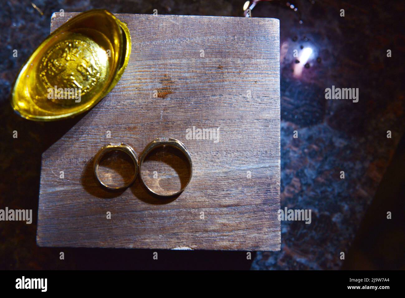 Celebration rings hi-res stock photography and images - Alamy