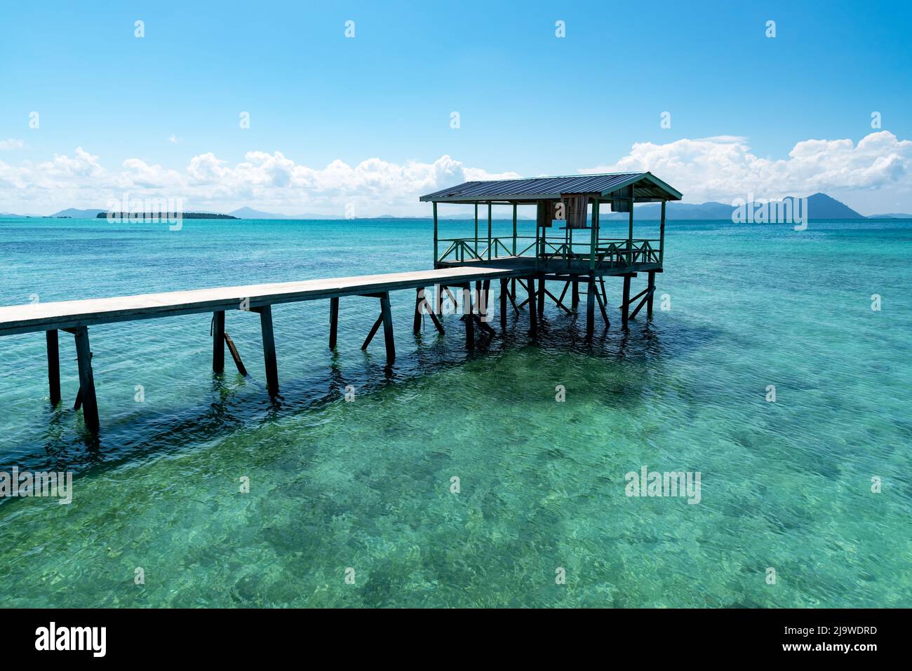 Jetty with turquoise sea in Selakan island Semporna Sabah Borneo ...