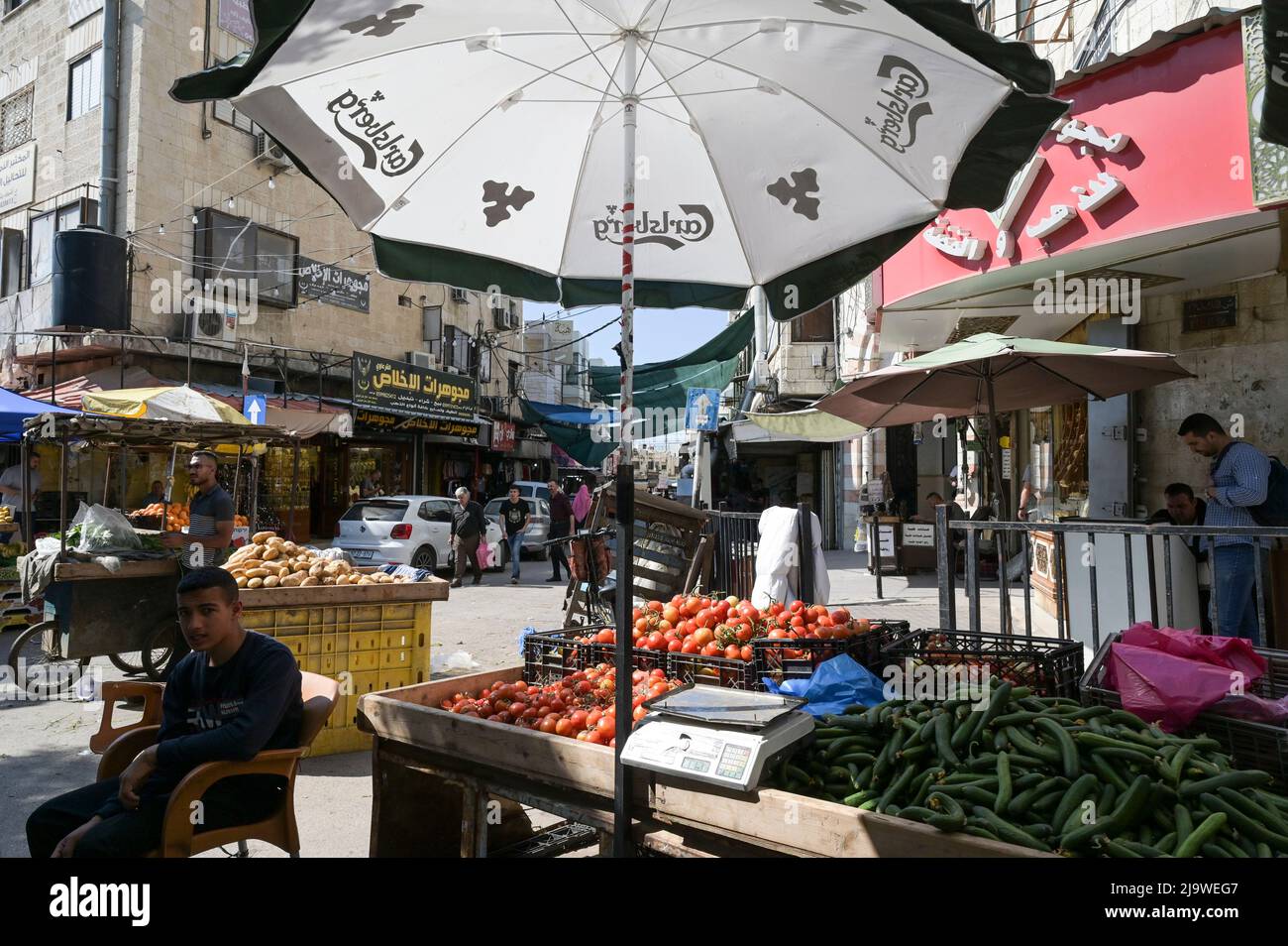 PALESTINE, town Jenin, street life / PALÄSTINA, Stadt Jenin ...