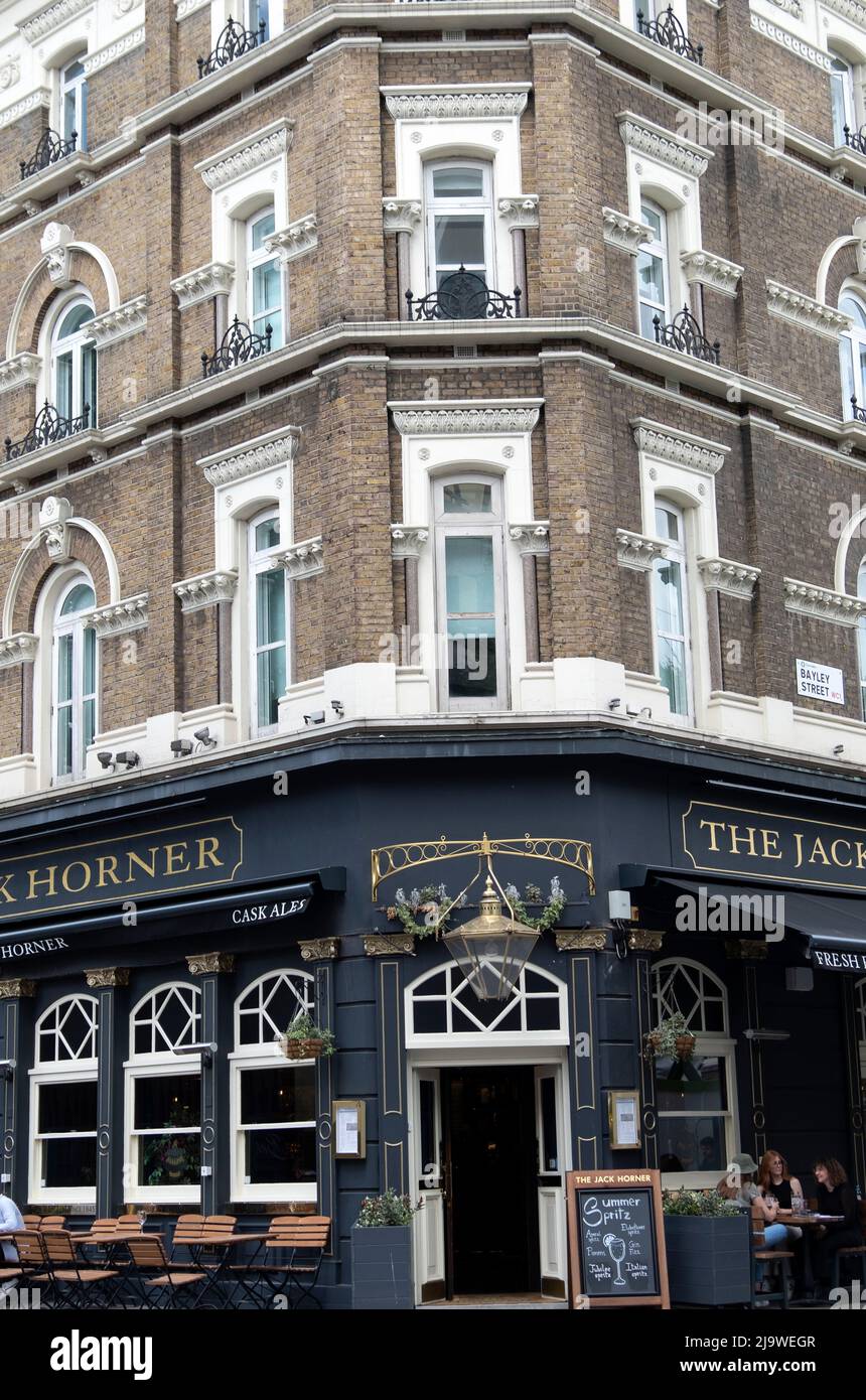 Pub exterior in London,England Stock Photo - Alamy