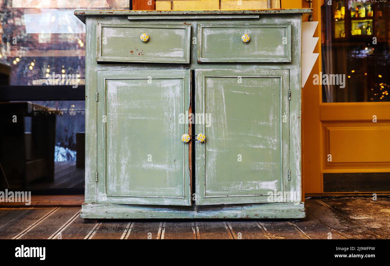 Chest drawers green hi-res stock photography and images - Alamy