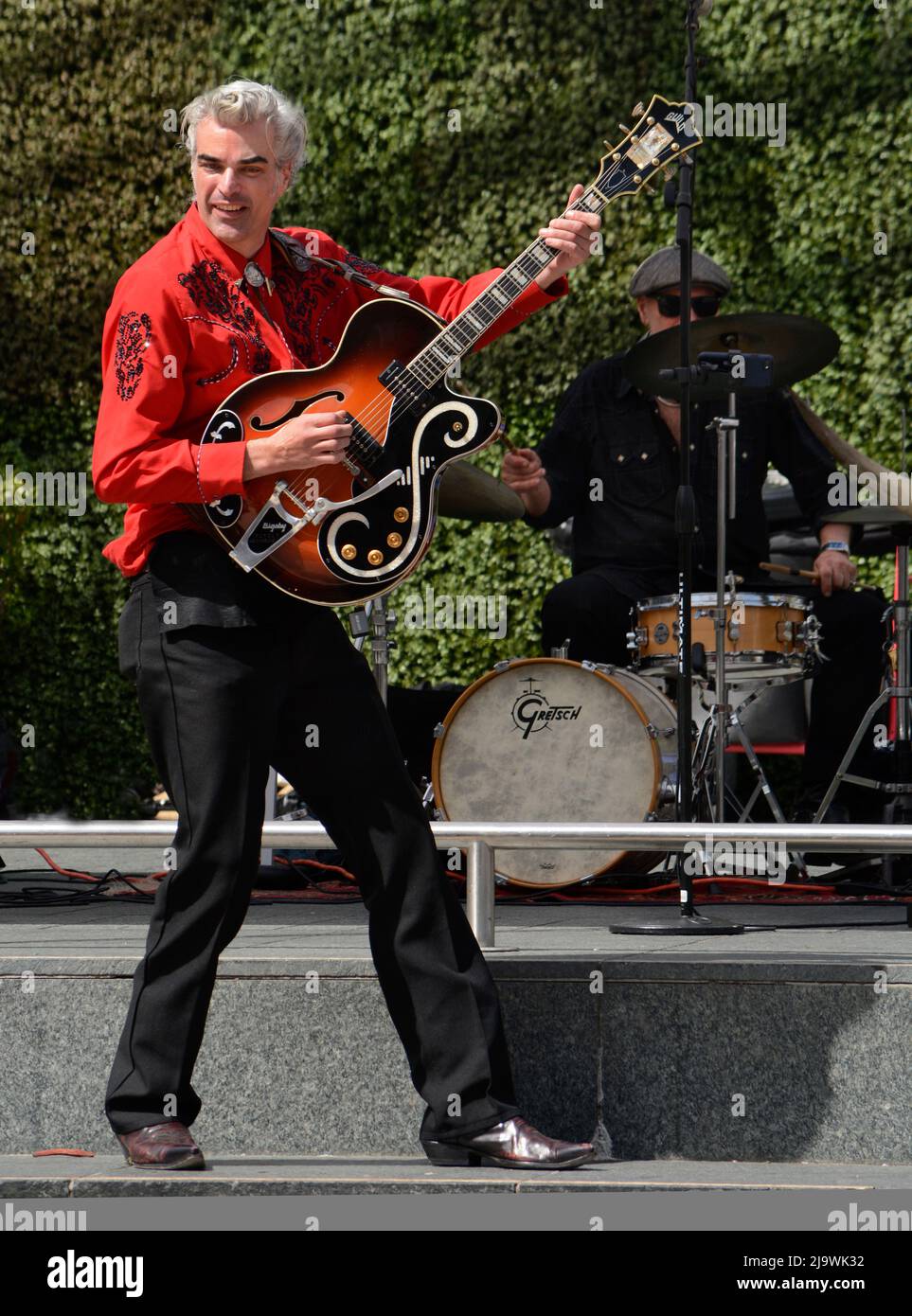 Mitch polzak hi-res stock photography and images - Alamy