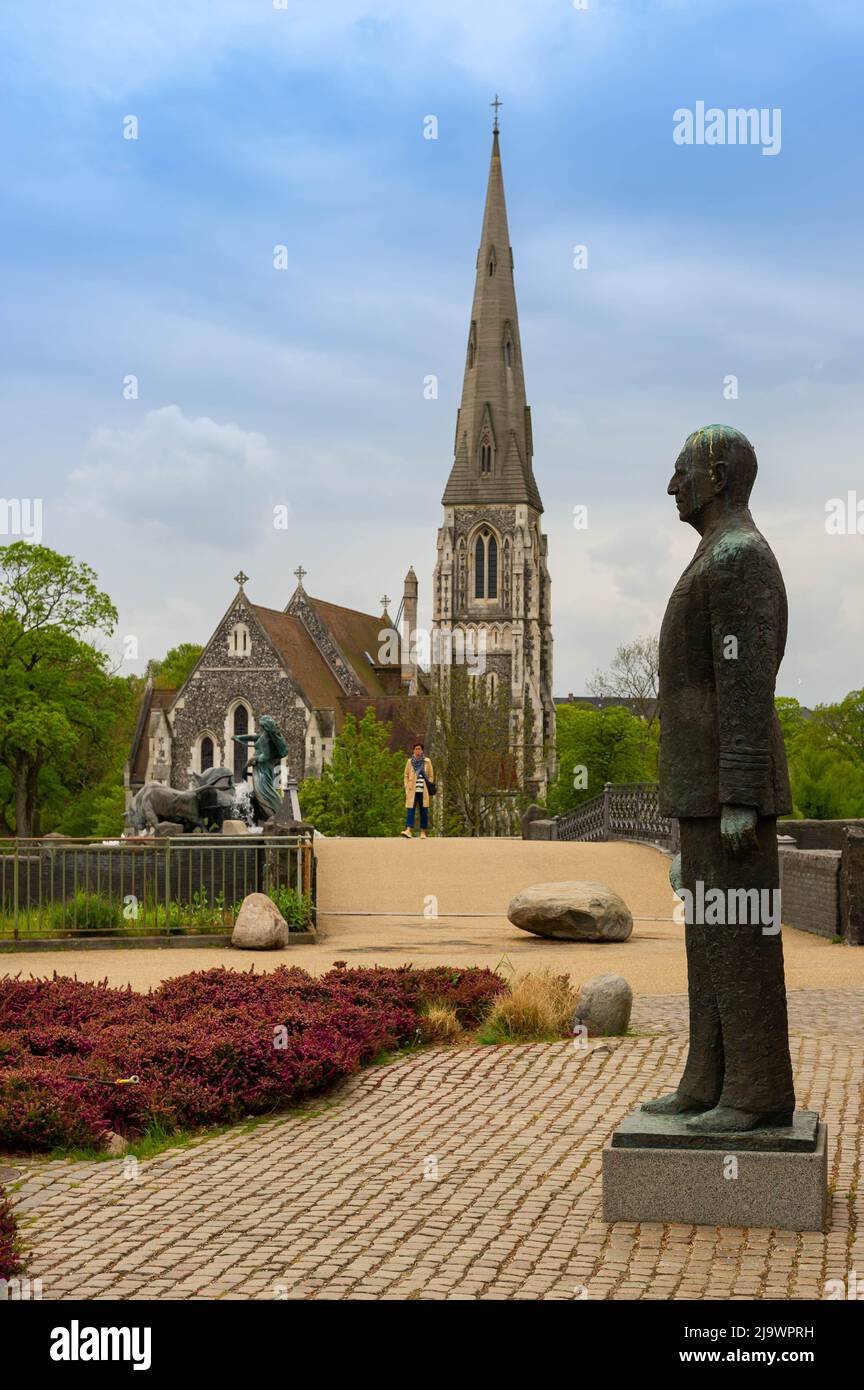 Statue of King Frederik IX of Denmark, with St Albans Church in the ...