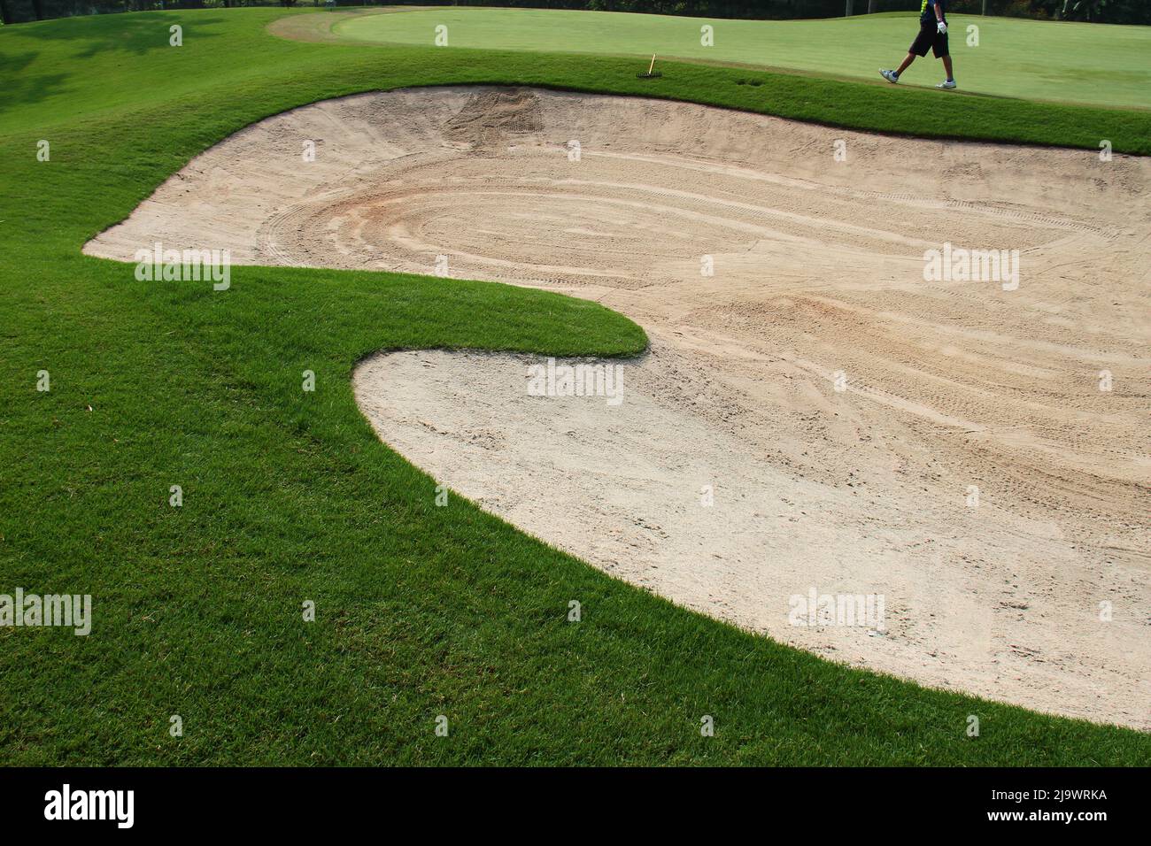 Bunker on golf course hi-res stock photography and images - Alamy