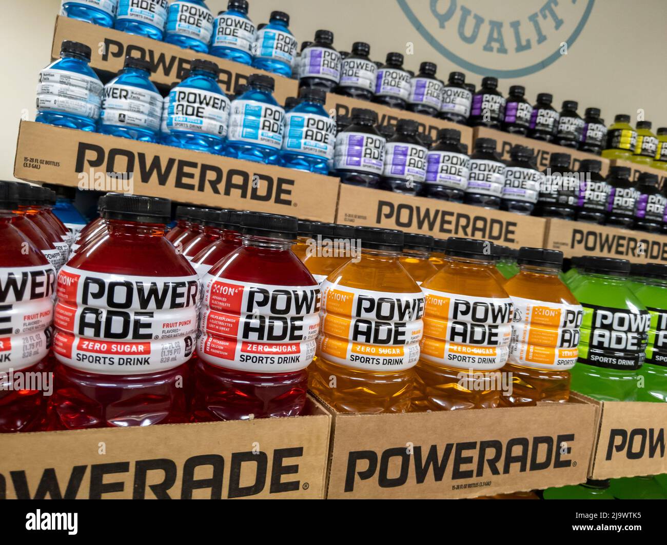 Electrolyte enhanced hi-res stock photography and images - Alamy
