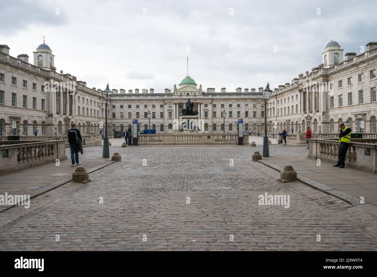 View of the main courtyard in Somerset House. London, England, UK Stock ...