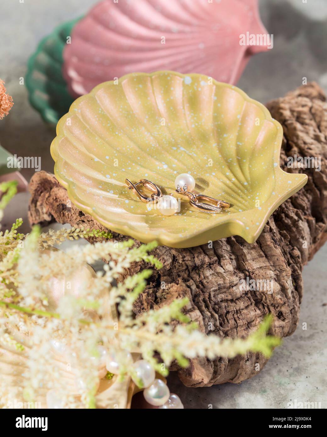 Handmade gypsum marble decorative hi-res stock photography and images ...