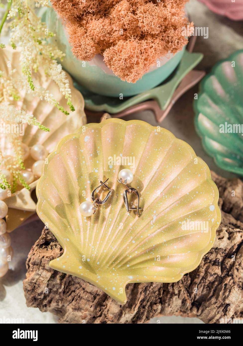 Handmade gypsum marble decorative hi-res stock photography and images ...