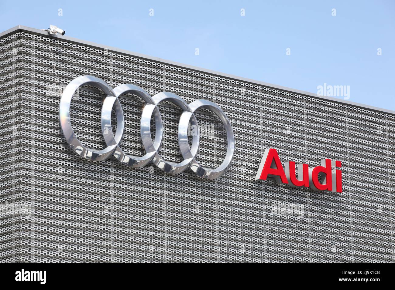 Audi building hi-res stock photography and images - Alamy