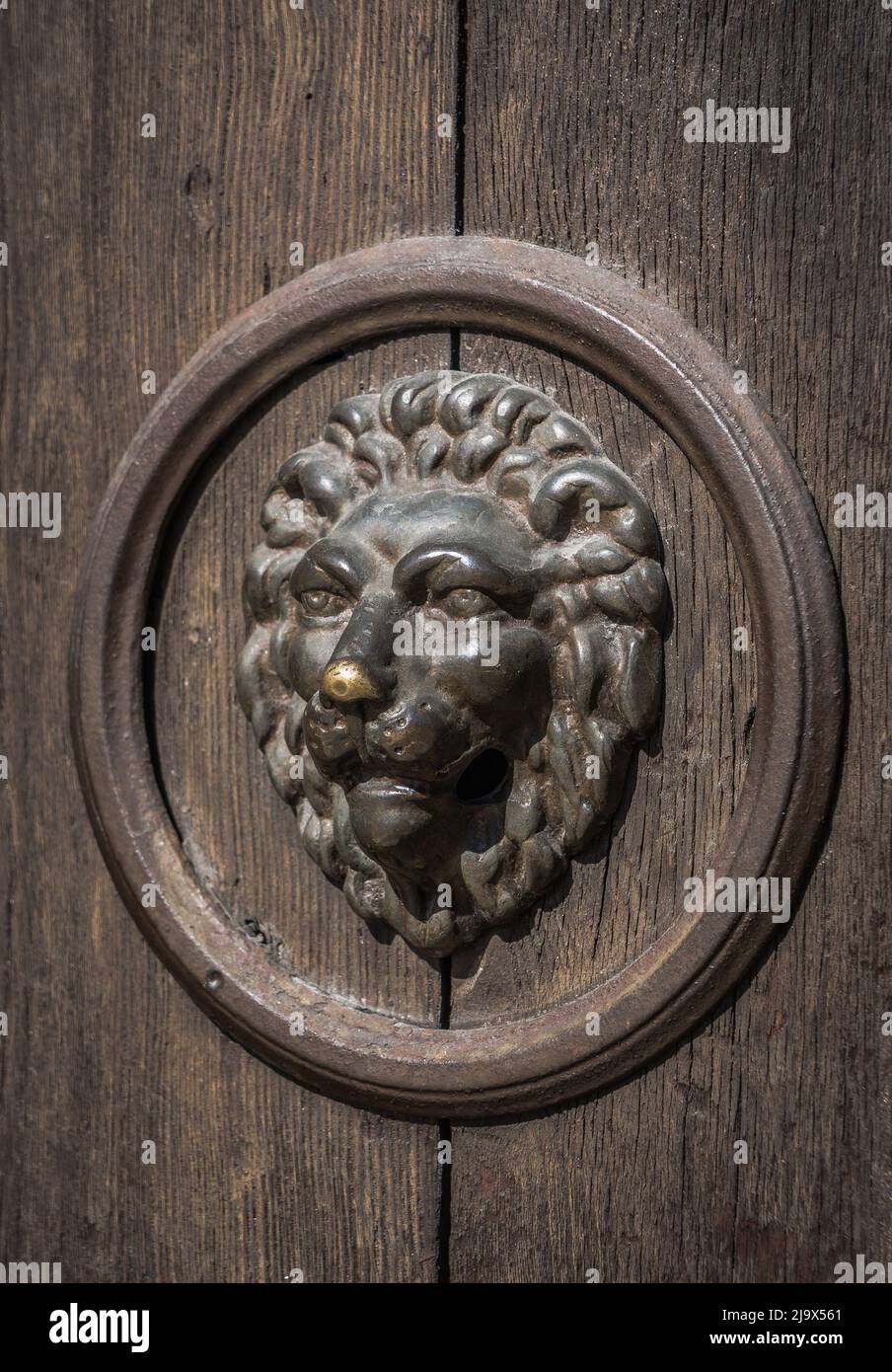 House of the red and white lion hi-res stock photography and images - Alamy
