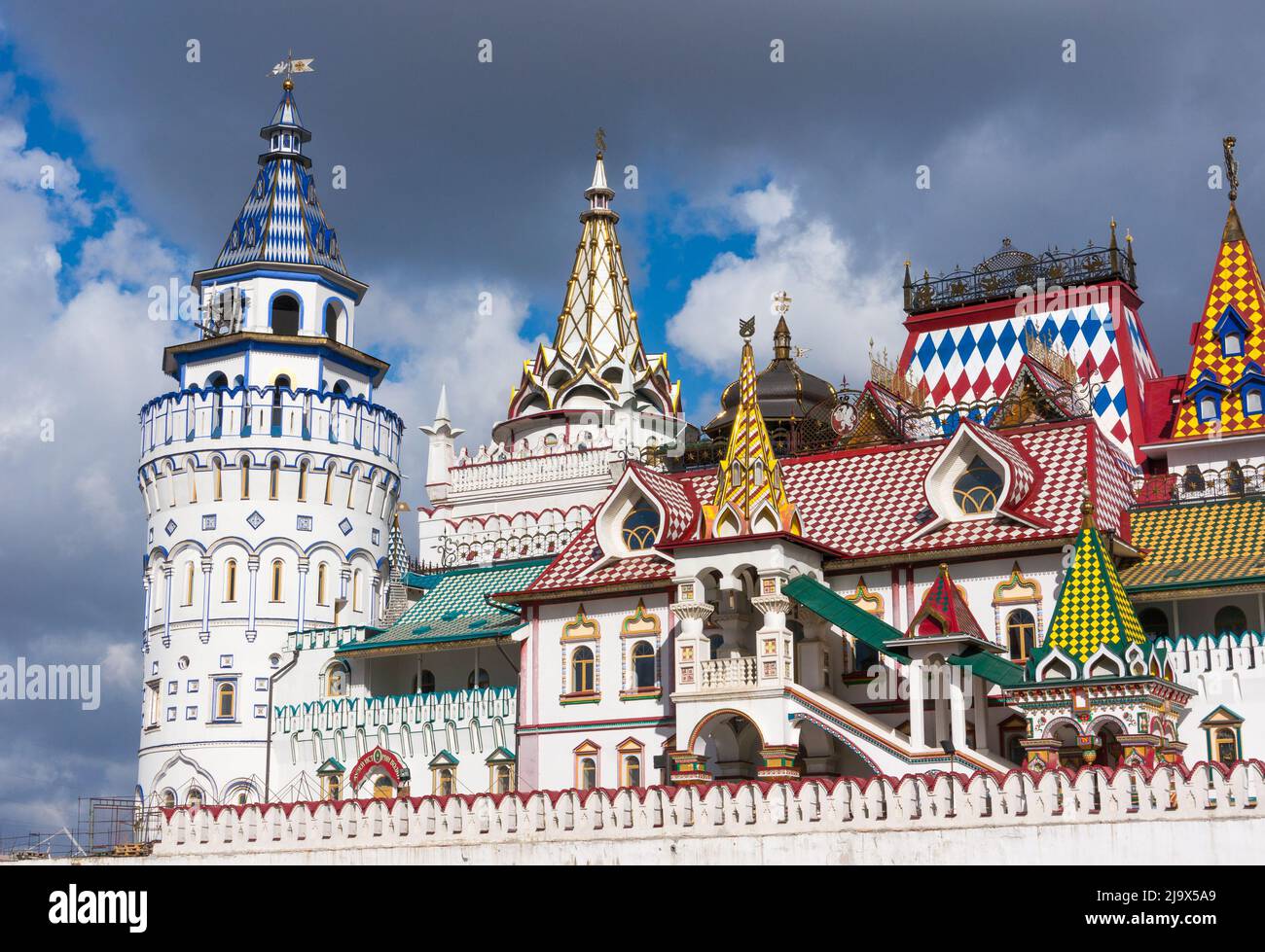 Cultural-Entertainment Complex Kremlin In Izmailovo in Moscow, Russia ...