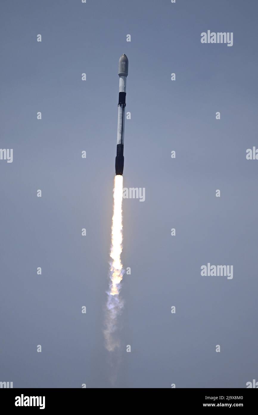 A SpaceX Falcon 8 rocket launches the Transporter 5 payload into sun ...