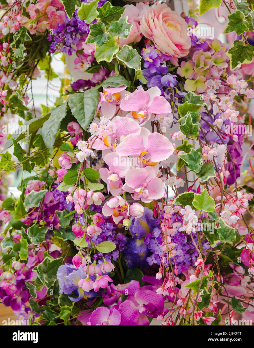 Bunch of flowers background texture Stock Photo - Alamy