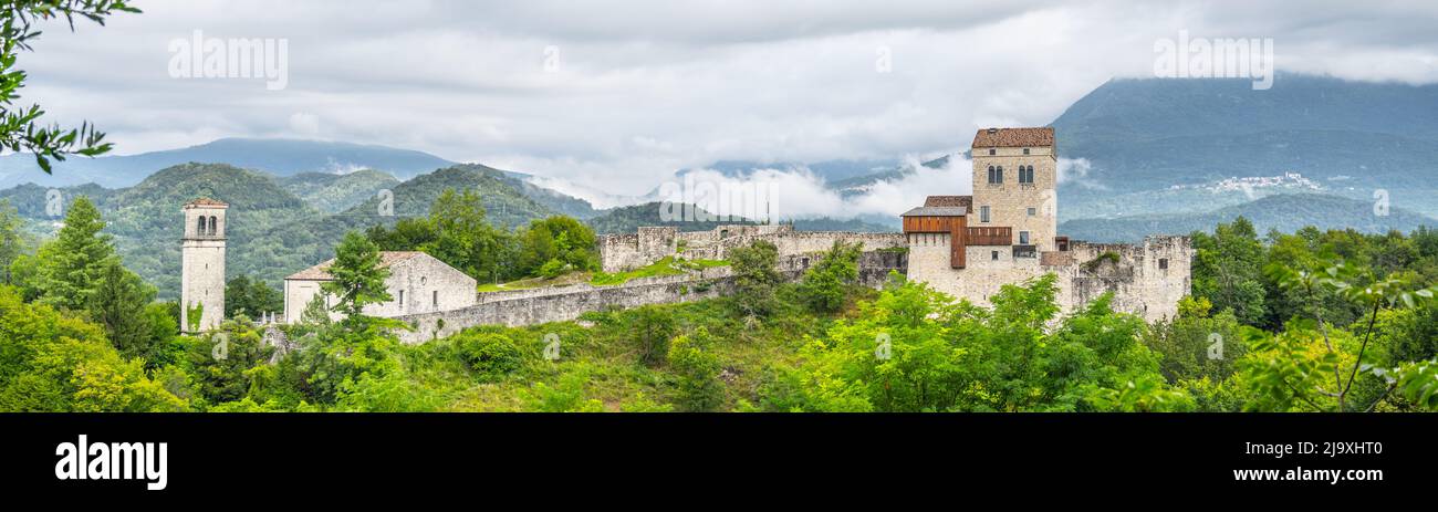 Castle of Ragogna at Tagliamento River Stock Photo - Alamy