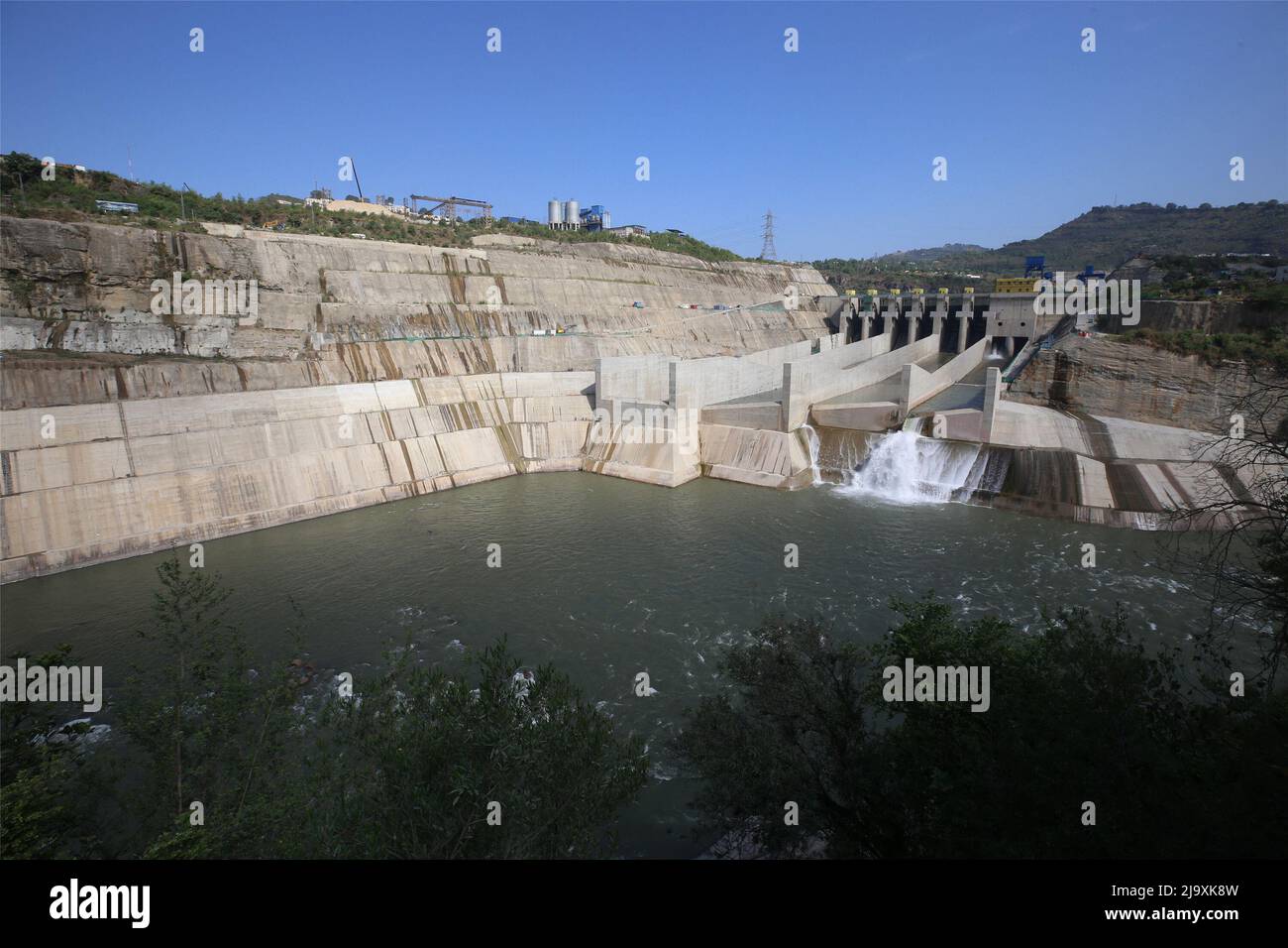 Pakistani dam hi-res stock photography and images - Alamy