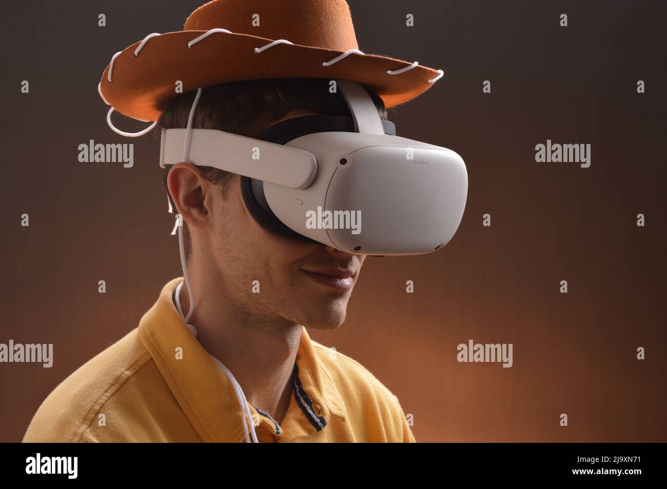 Cowboy wannabe with Oculus headset Stock Photo - Alamy
