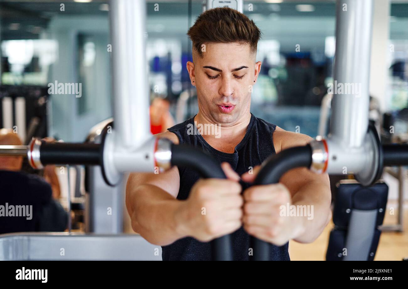 Contemporary gym hi-res stock photography and images - Alamy