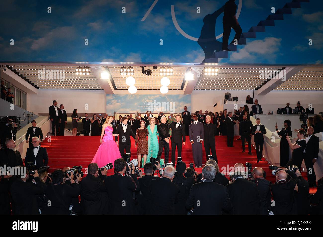 Natasha Bassett, Sam Bromell, Priscilla Presley, Olivia DeJonge, Baz ...