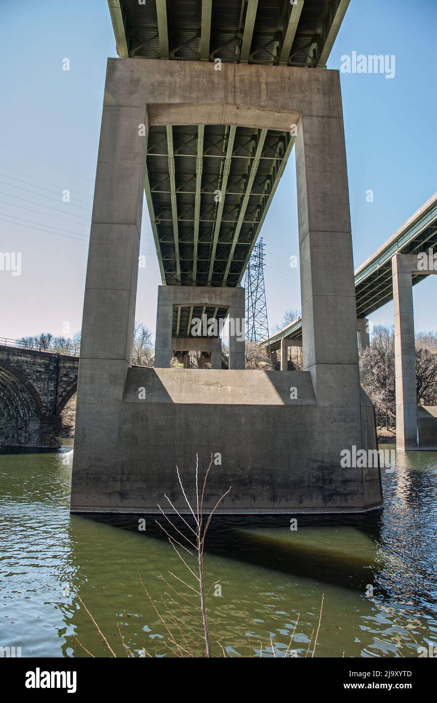 Twin Bridges over the Schuylkill River, Philadelphia, Pennsylvania ...