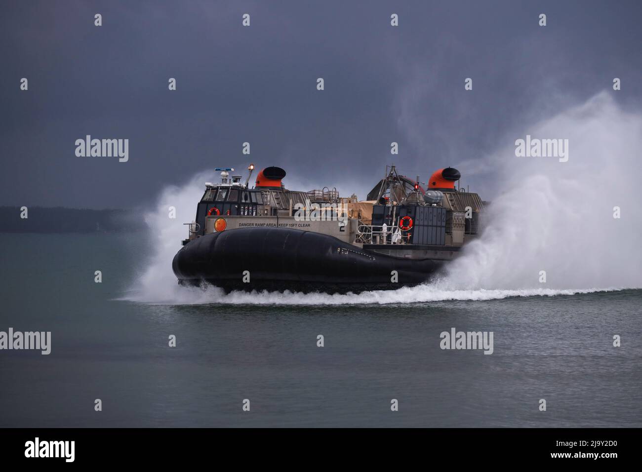 Lcac 61 hi-res stock photography and images - Alamy
