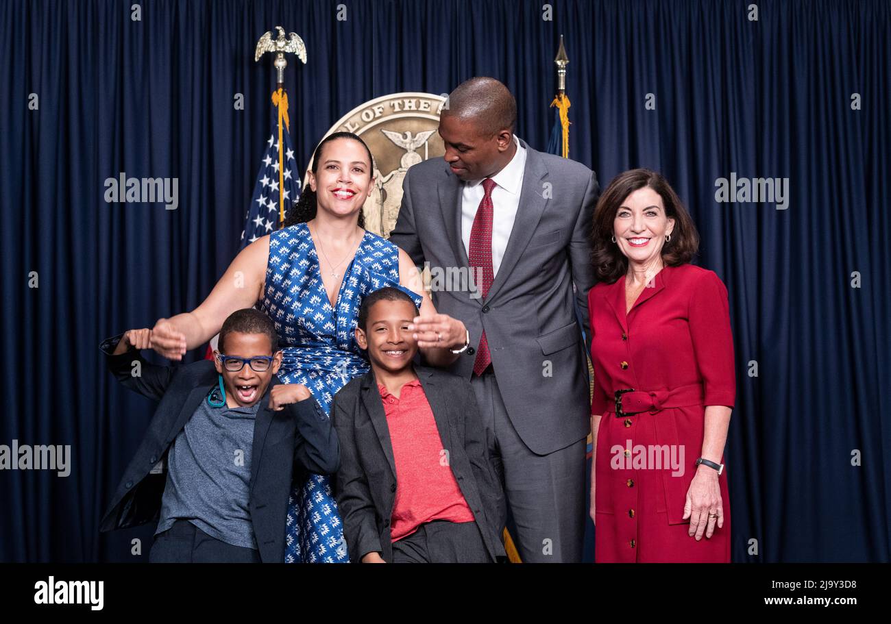 New York, NY - May 25, 2022: Antonio Delgado (C) sworn in as New York ...