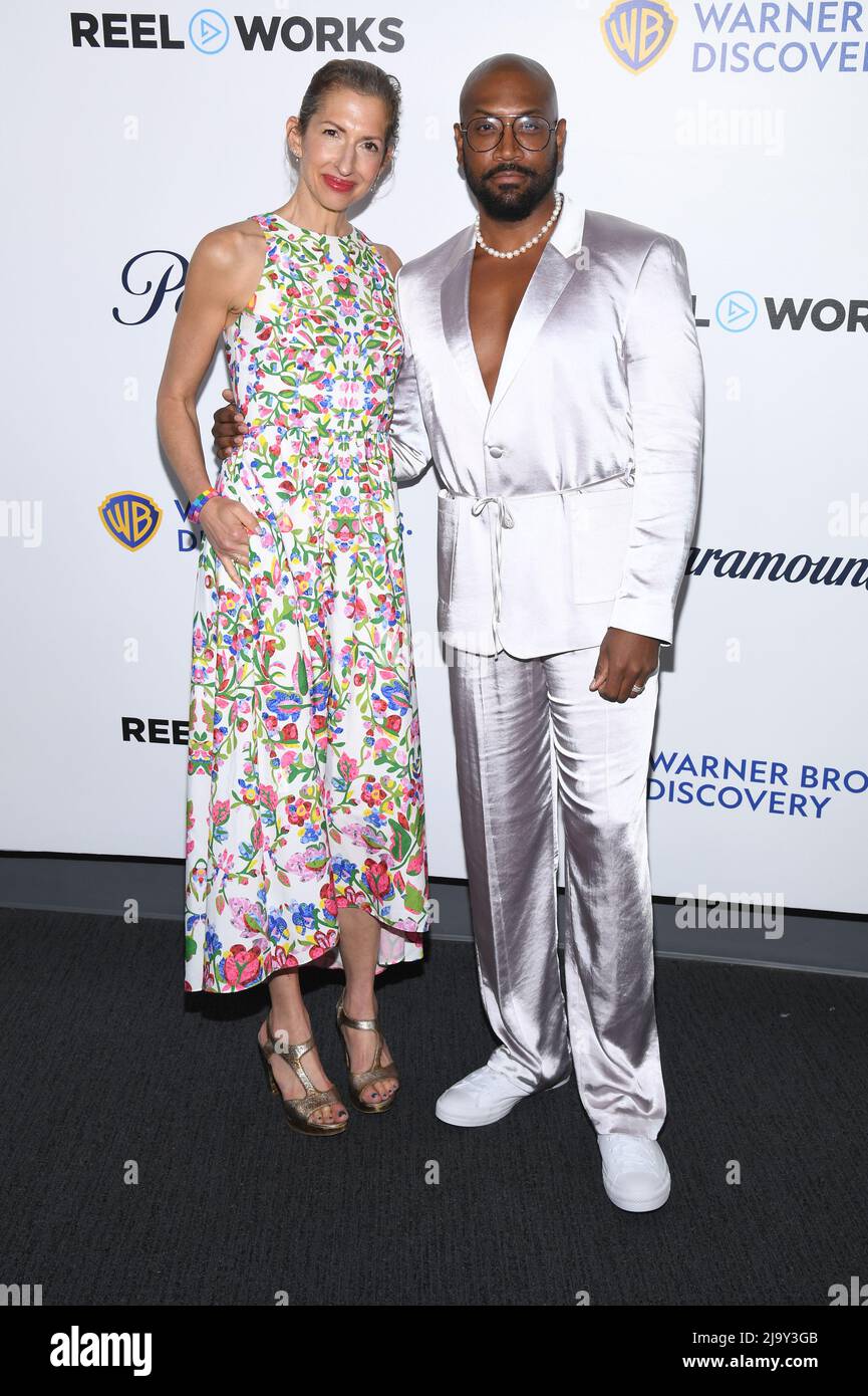 New York, USA. 25th May, 2022. (L-R) Alysia Reiner and Bryan Terrell ...