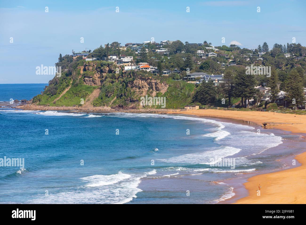 Newport Beach on the east coast of Sydney, one of the northern beaches ...