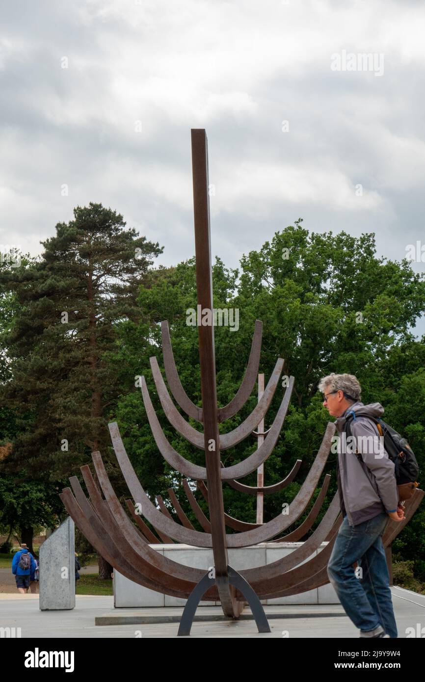 Ship Sculpture Sutton Hoo Stock Photo - Alamy