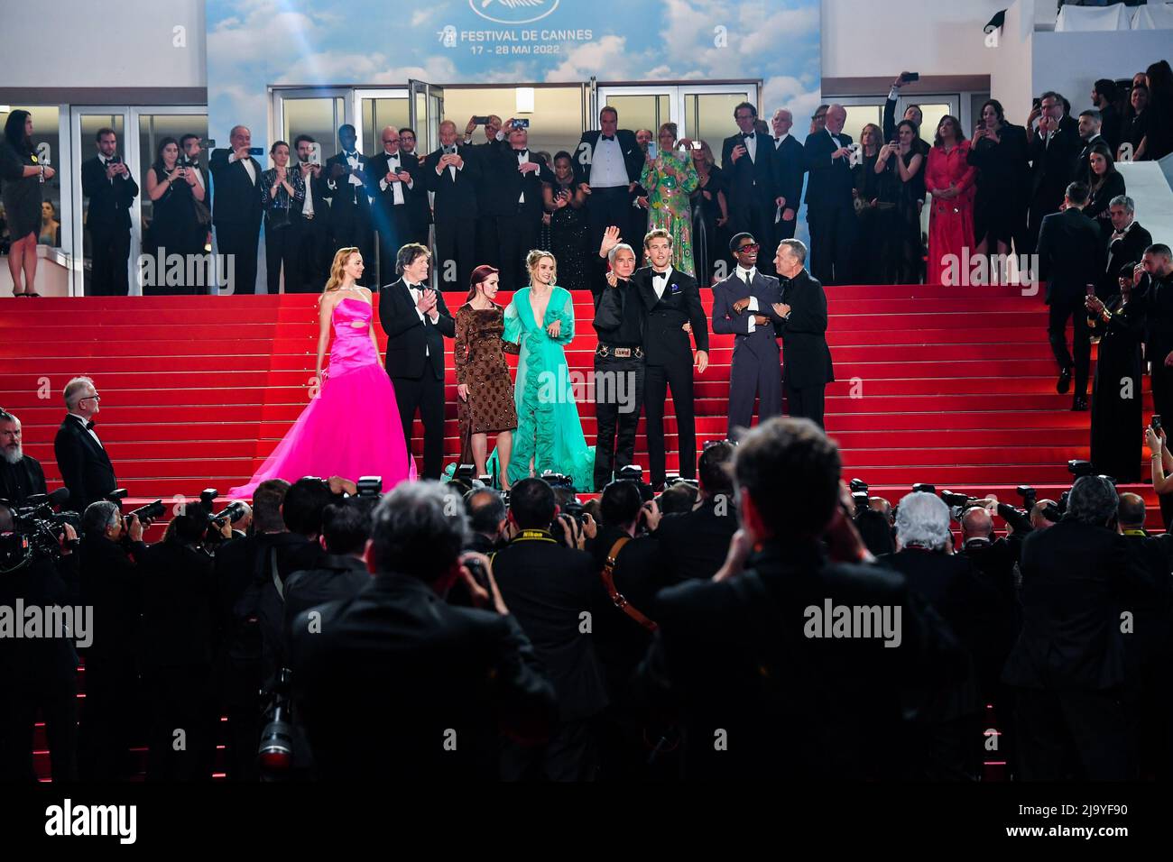 Thierry Fremaux , Natasha Bassett , Sam Bromell , Priscilla Presley ...