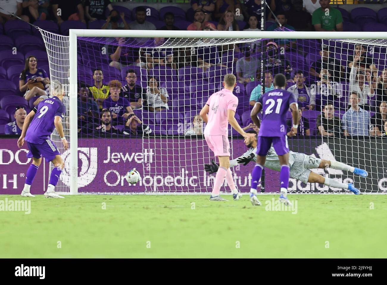 Orlando, FL: Inter Miami midfielder Jean Mota (7) scores in extra time ...