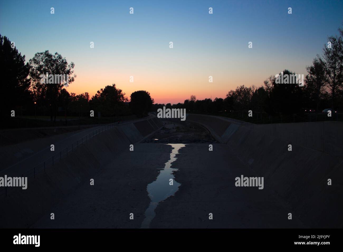 Irvine river hi-res stock photography and images - Alamy