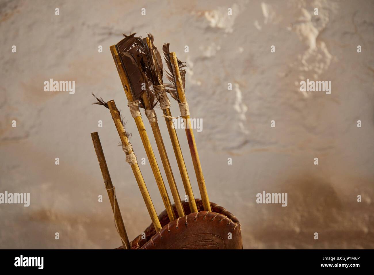 Medieval arrows hi-res stock photography and images - Alamy