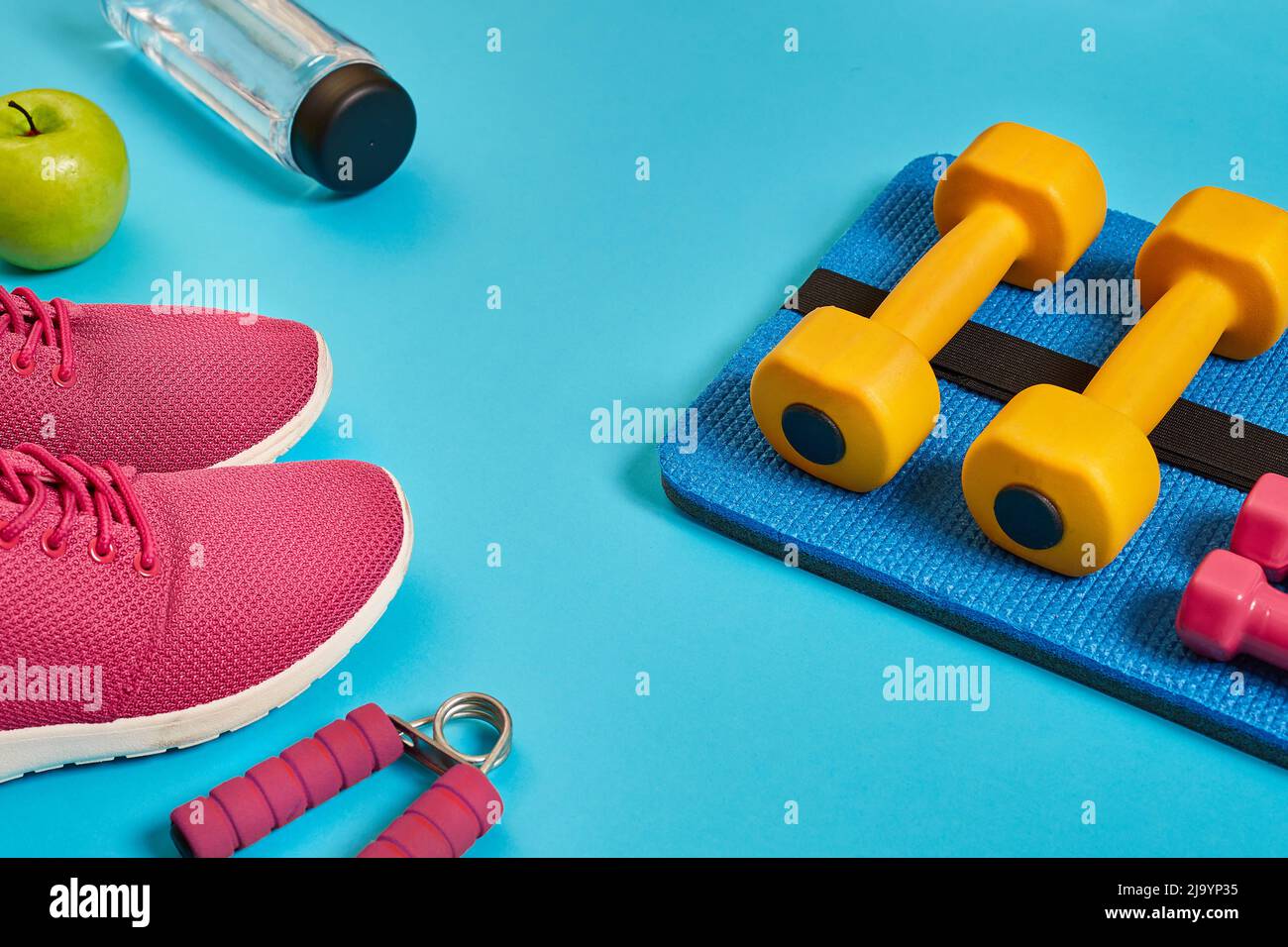 Healthy concept, diet plan with sport shoes and bottle of water and ...