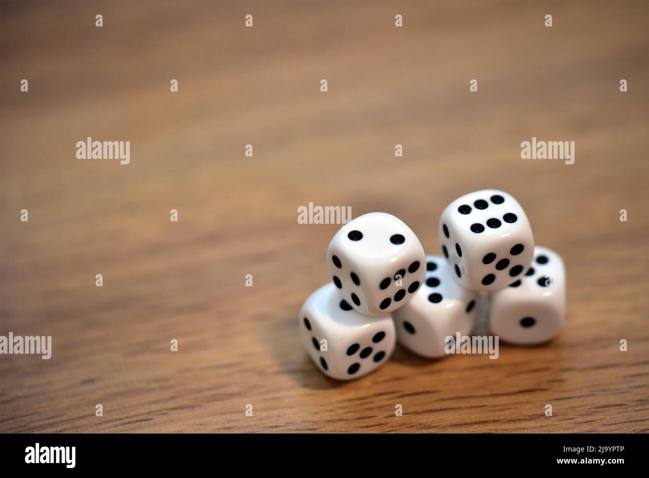 Play dice hi-res stock photography and images - Alamy