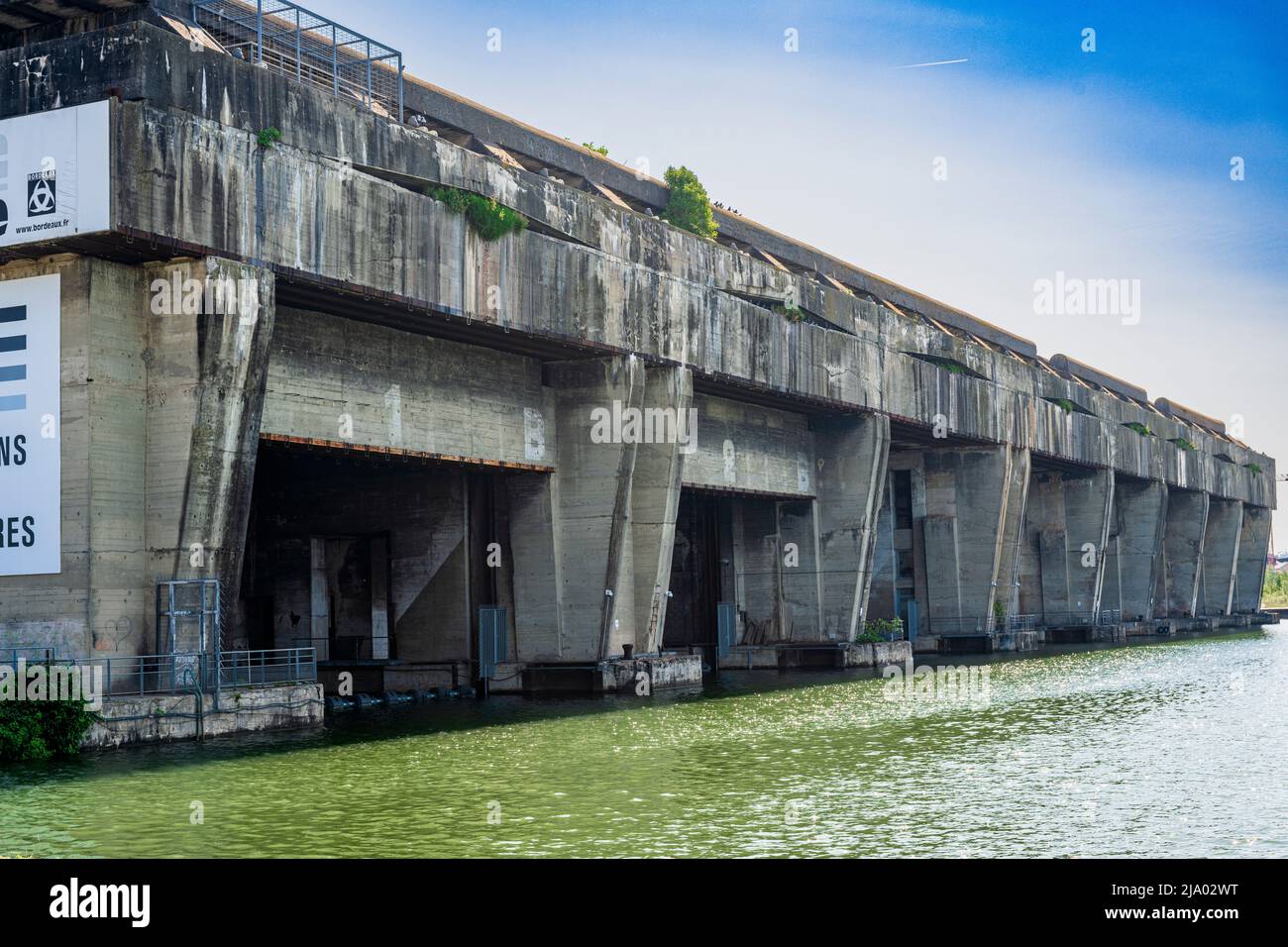 The World War Two U-Boat pens at Baclan, Bordeaux, France Stock Photo ...