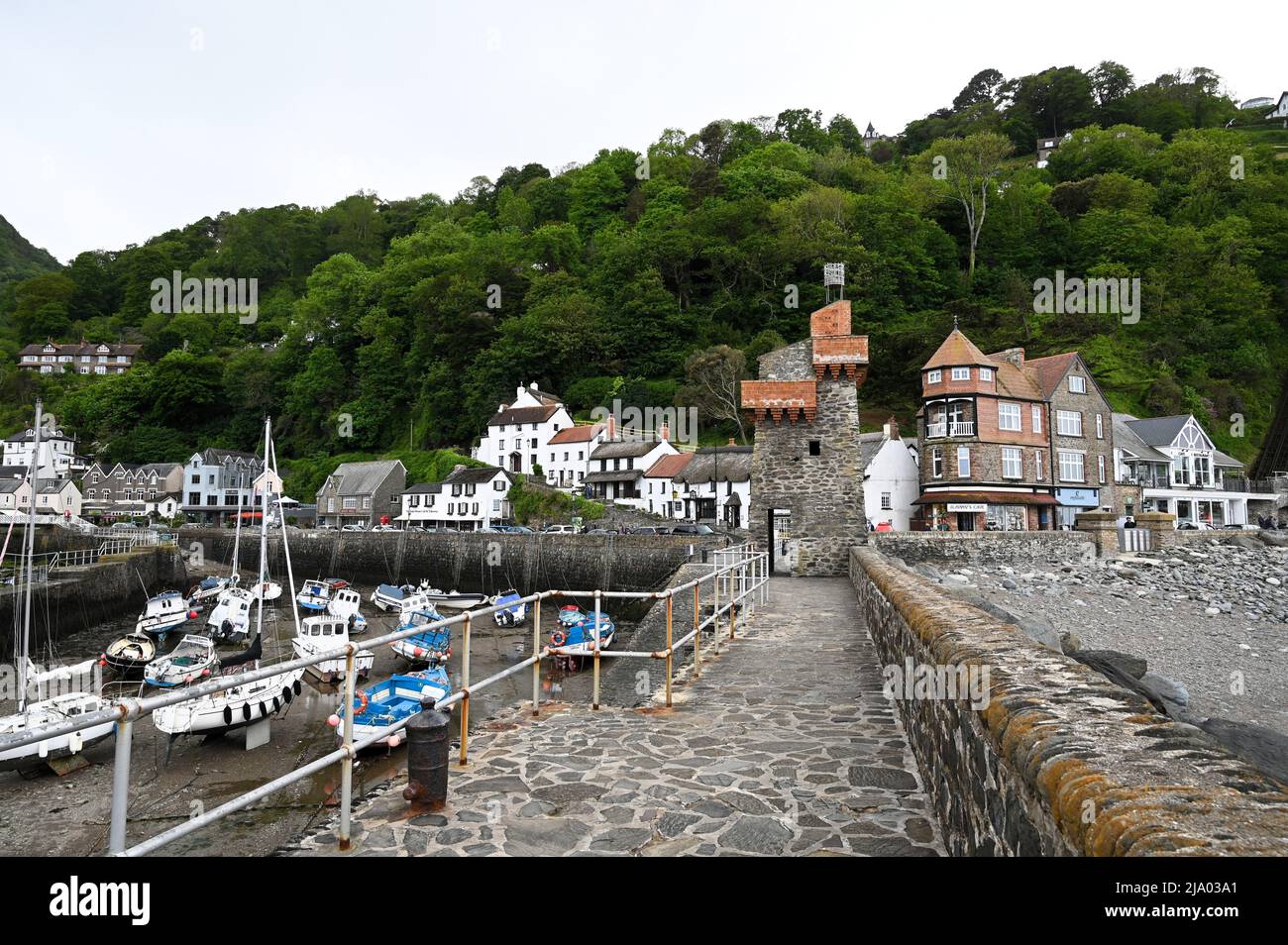 20.05.2022: Lynmouth Harbour, Devon, England, UK. Lynmouth on the north ...