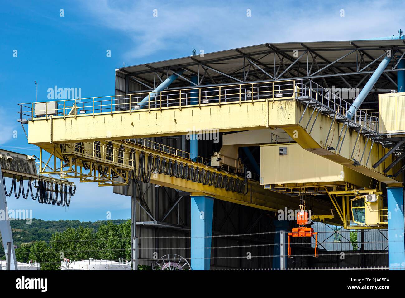 Large stationary gantry with a sliding steel handle for small ...