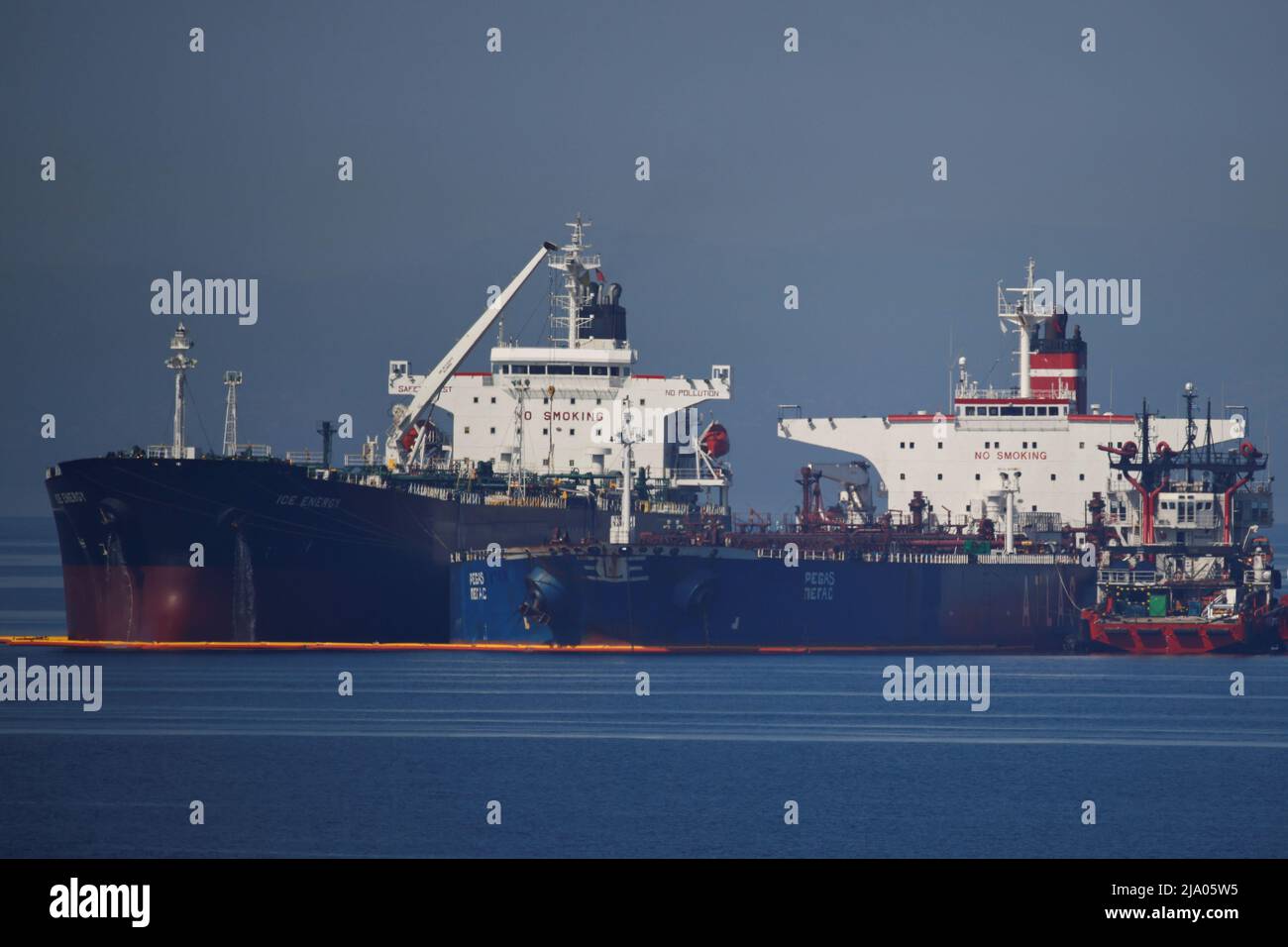 Liberian oil tanker hi-res stock photography and images - Alamy
