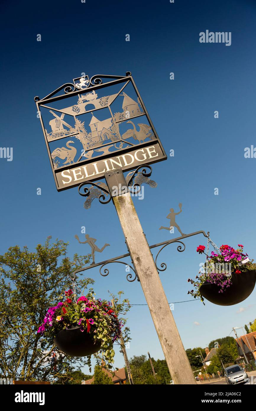 Sellindge hi-res stock photography and images - Alamy