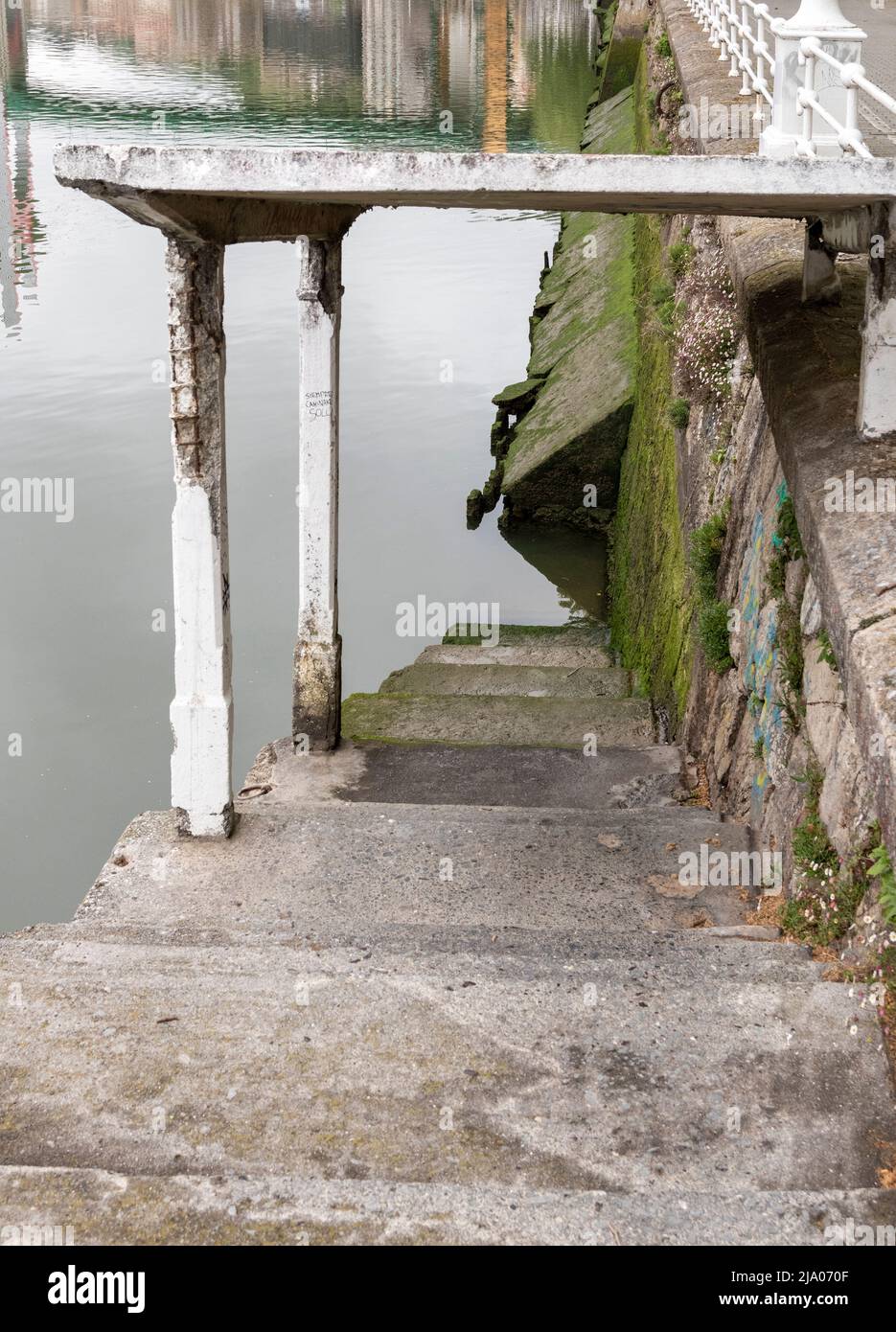 Chilling in stairs hi-res stock photography and images - Alamy