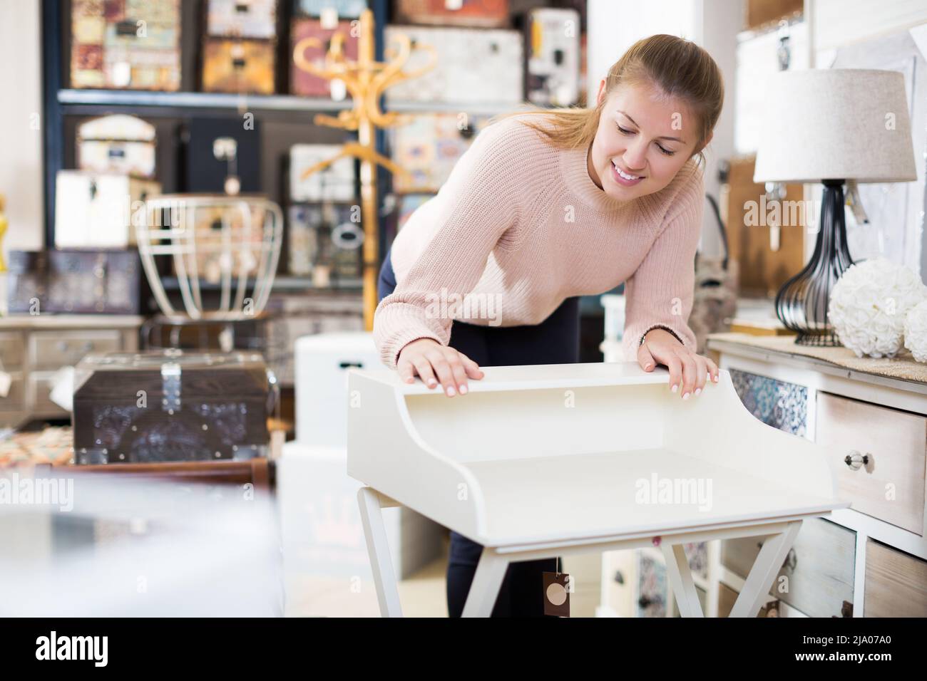 Chest of drawers woman hi-res stock photography and images - Alamy