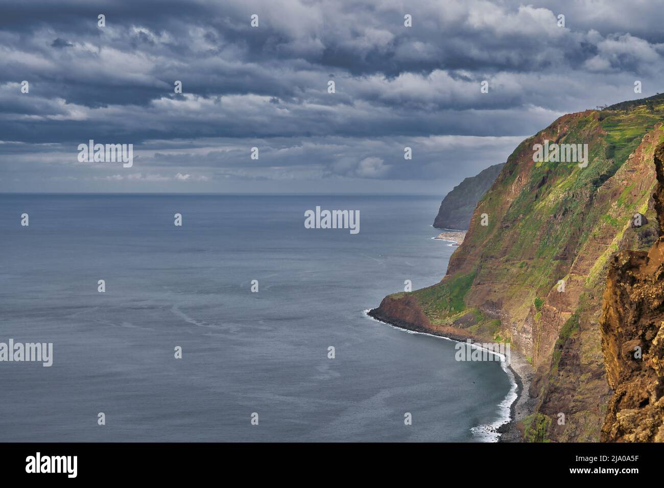 Farol da Ponta do Pargo Ilha da Madeira. Lighthouse Ponta do Pargo ...